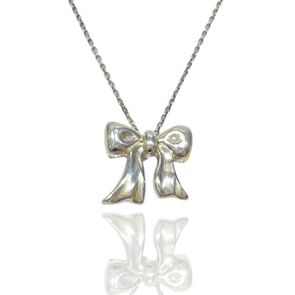 Tiffany & Co. | Jewelry | Tiffany Elsa Peretti Ribbon Necklace Silver ...